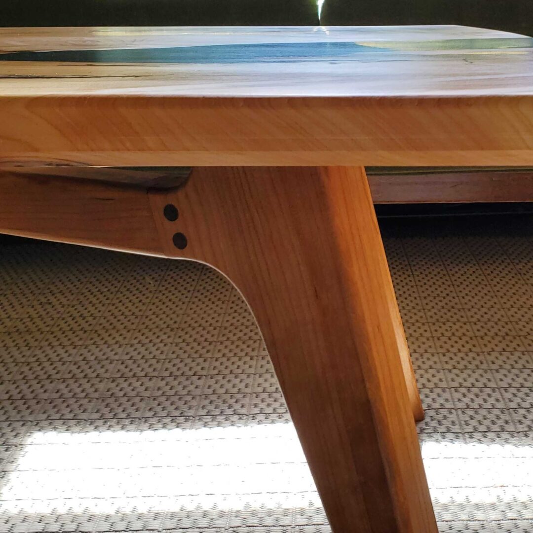 Martin’s Deep Pour Epoxy Resin Coffee Table Project – Ace Makerspace